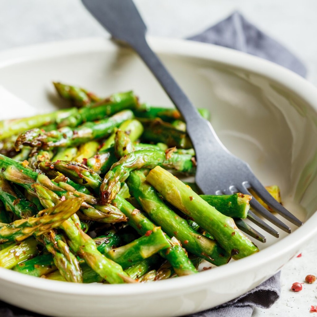 Asperges verte au four (ou BBQ) – Goutez le Québec